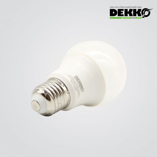 Đèn đường 100W: báo giá ưu đãi & bảo hành 2 năm